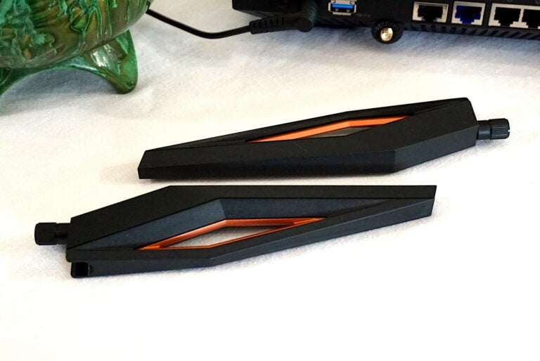 ASUS ROG Rapture GT-AX11000 Router Review: Our Testing and Comparison ...