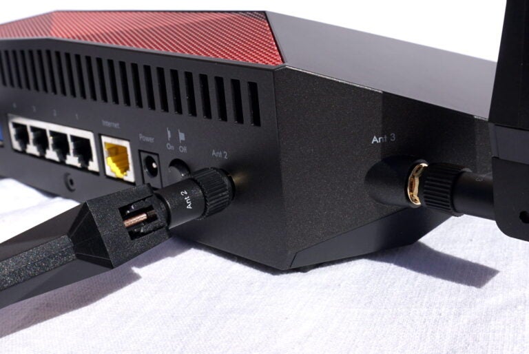 NETGEAR Nighthawk XR1000 Review: Our Testing and Comparison ...