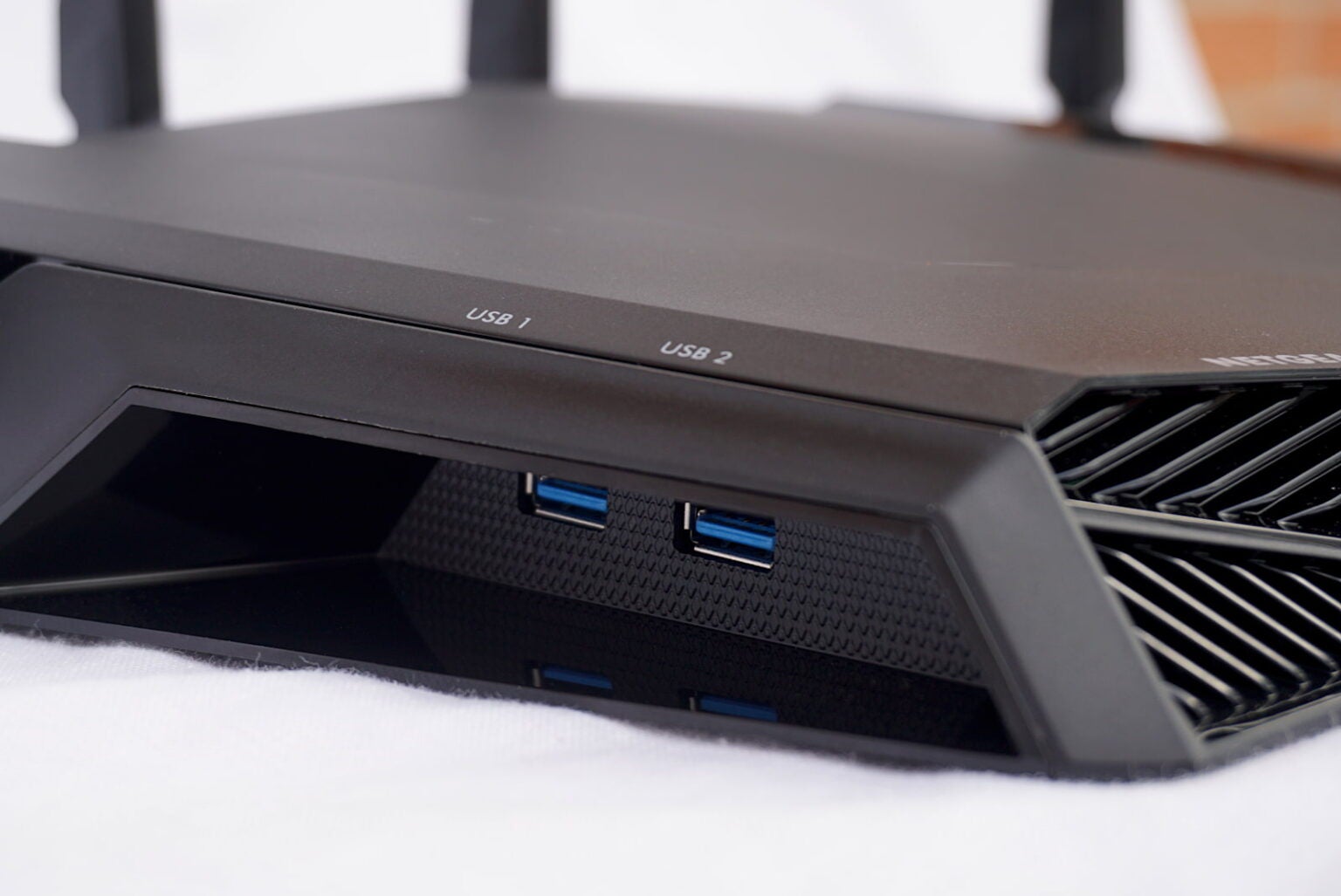 NETGEAR Nighthawk XR500 Review: Our Testing and Comparison ...